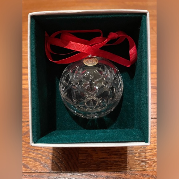 Holiday | Vintage Czech Republic Bohemia 24 Lead Crystal Ball Ornament ...